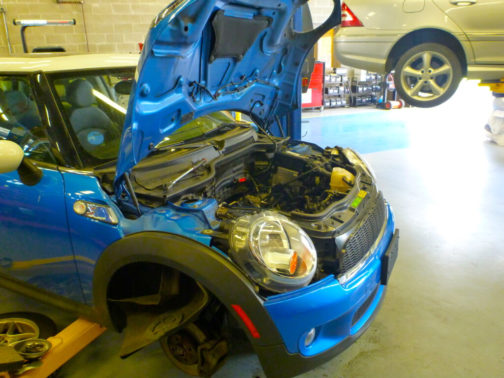 Mini Cooper S (R56) – N14 Engine - Timing Chain and Guide Failure ...